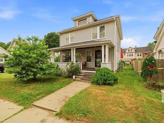 3 bedroom, Holyoke MA 01040 104264121