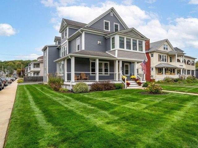 3 bedroom, Holyoke MA 01040 LS102859886