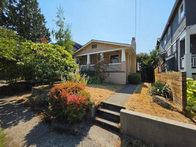 3 Bedroom Home for Rent at 4009 Ne 57th St, Seattle, WA 98105 Bryant