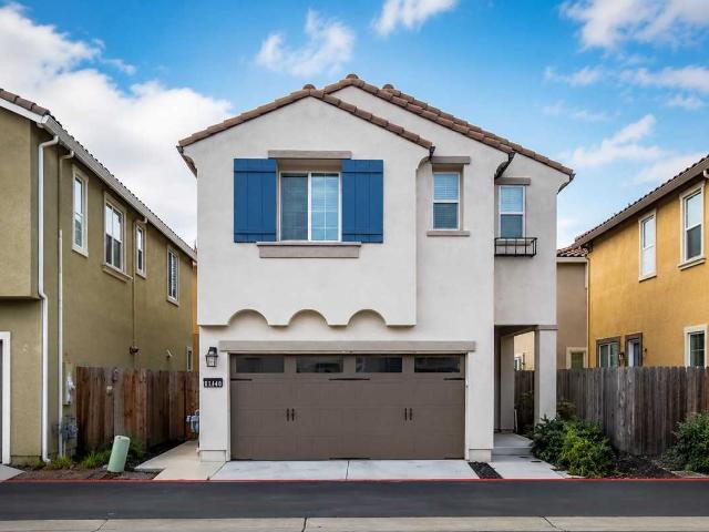 3 Bedroom Home for Rent at 4045 Neapolis Ln #1, Sacramento, CA 95834 Sundance Lake