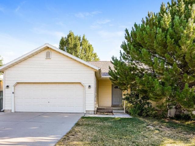 3 Bedroom Home for Rent at 4049 E Sioux St, Eagle Mountain, UT 84005