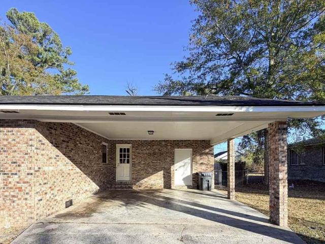 3 Bedroom Home for Rent at 4112 Oak Dr, Valdosta, GA 31605