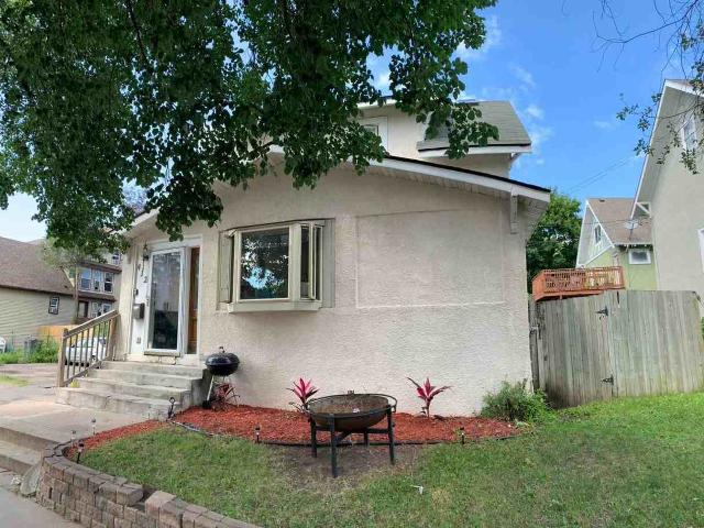3 Bedroom Home for Rent at 412 E 34th St, Minneapolis, MN 55408 Central