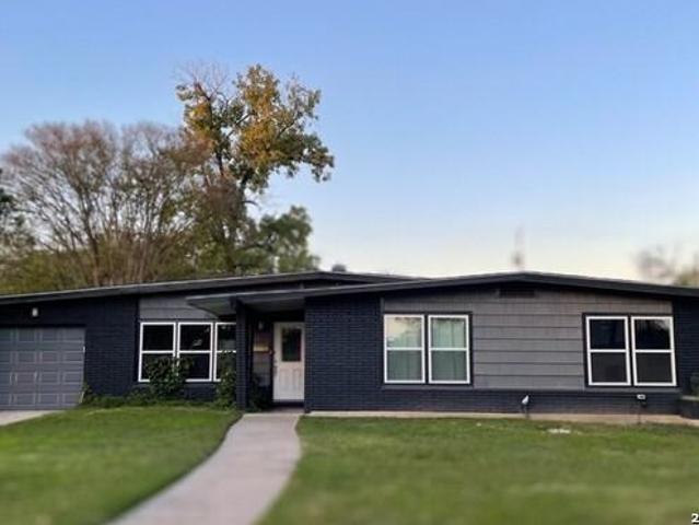 3 Bedroom Home for Rent at 423 Springwood Ln, San Antonio, TX 78216 Shearer Hills Ridgeview