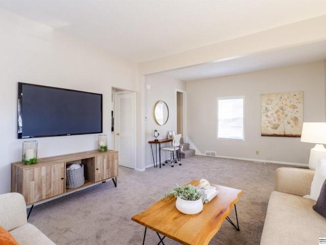 3 Bedroom Home for Rent at 4266 Maple St #NA, Omaha, NE 68111 Clifton Hills
