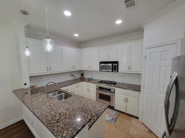 3 Bedroom Home for Rent at 4263 Towne Lake Ct #4263, Irving, TX 75061