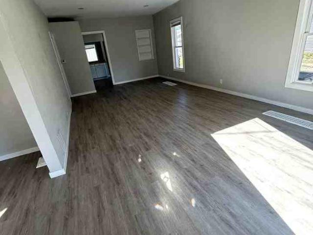 3 Bedroom Home for Rent at 427 5th St, Hudson, IA 50643