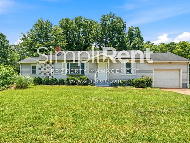 3 Bedroom Home for Rent at 4401 Highland Rd, Decatur, GA 30035
