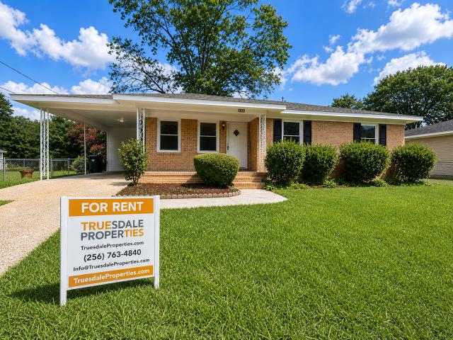 3 Bedroom Home for Rent at 4402 Kiger St Sw, Huntsville, AL 35805