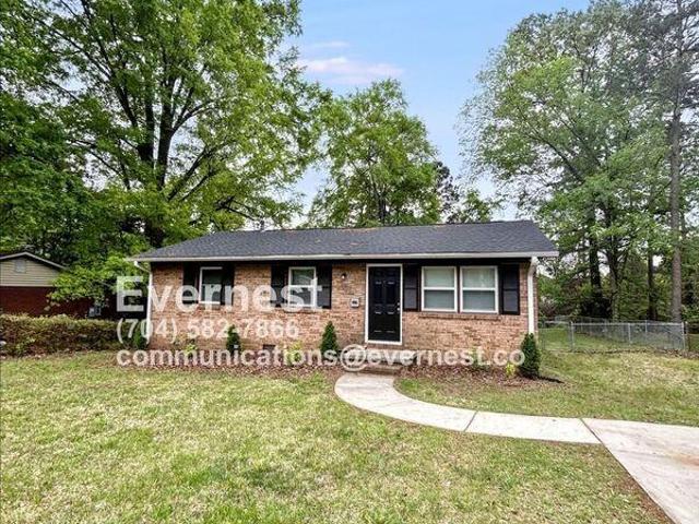 3 Bedroom Home for Rent at 4421 Mckinley Dr, Charlotte, NC 28208 Westerly Hills