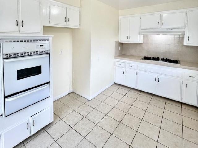 3 Bedroom Home for Rent at 4441 W 134th St #F, Hawthorne, CA 90250 Ramona