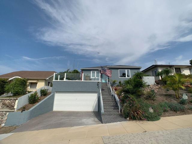 3 Bedroom Home for Rent at 4462 Santa Monica Ave, San Diego, CA 92107 Point Loma Heights