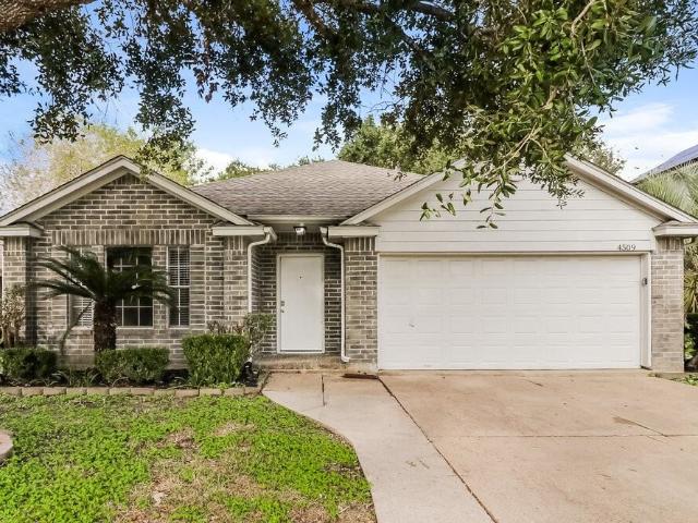 3 Bedroom Home for Rent at 4509 Fox Run St, Pearland, TX 77584