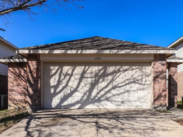 3 Bedroom Home for Rent at 4524 Waterford Dr, Fort Worth, TX 76179 Parkview Hills