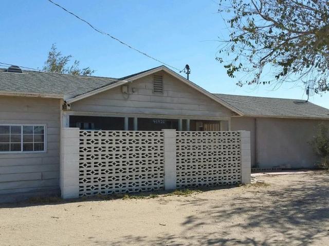 3 Bedroom Home for Rent at 45926 48th St W, Lancaster, CA 93536