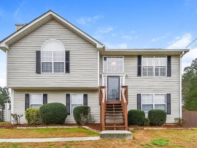 3 Bedroom Home for Rent at 459 Pecan Wood Cir, Fairburn, GA 30213