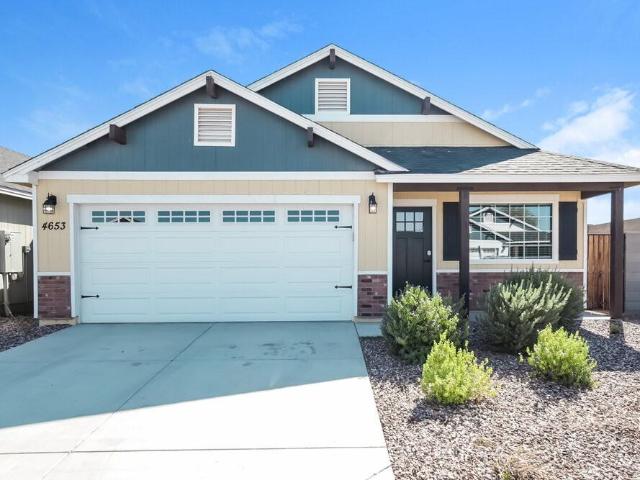 3 Bedroom Home for Rent at 4653 S 38th Gln, Phoenix, AZ 85041 Maricopa Garden Farms