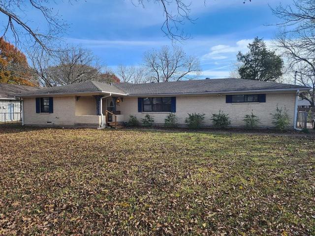 3 Bedroom Home for Rent at 465 W Marshal St, Van Alstyne, TX 75495