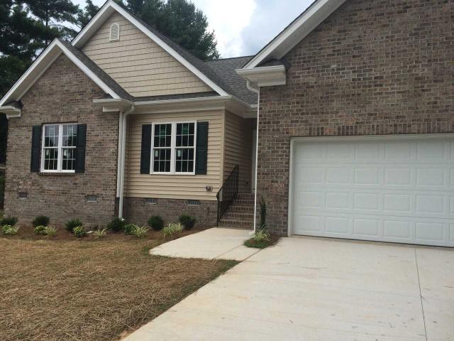 3 Bedroom Home for Rent at 4702 Sweetbriar Rd, Greensboro, NC 27455