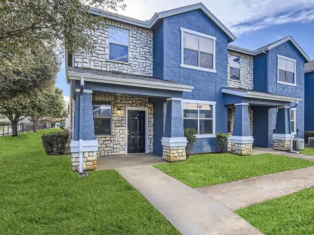 3 Bedroom Home for Rent at 4722 Meadow St #3B, Dallas, TX 75215