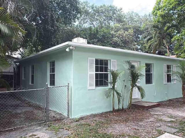 3 Bedroom Home for Rent at 475 Ne 164th St, Golden Glades, FL 33162 Fulford Highlands