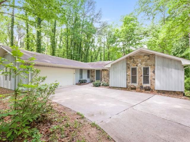 3 Bedroom Home for Rent at 4765 Banner Elk Dr, Stone Mountain, GA 30083