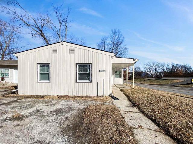 3 Bedroom Home for Rent at 4802 Locust Ave, Kansas City, KS 66106 Turner
