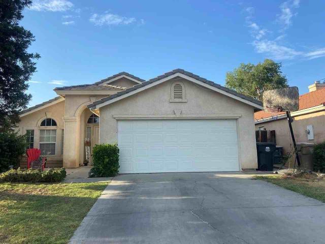 3 Bedroom Home for Rent at 4918 Hartwick Ct, Bakersfield, CA 93313 The Seasons