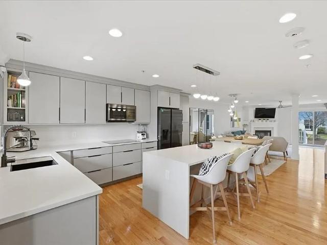 3 Bedroom Home for Rent at 4 Dexter Road, Foxborough, MA 02035