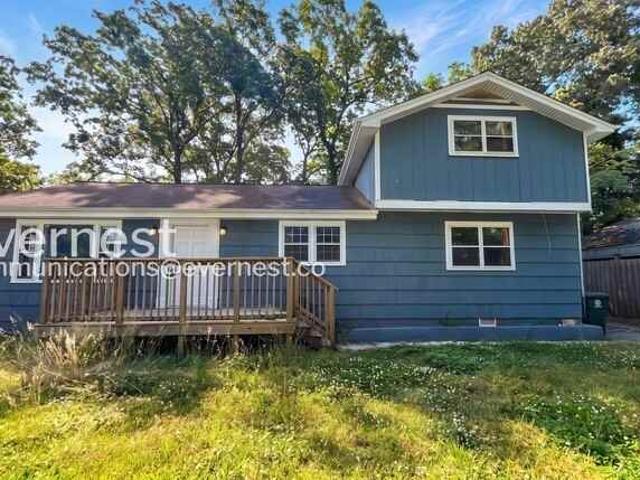 3 Bedroom Home for Rent at 5008 Golfview Dr, Chattanooga, TN 37411 Woodmore Dalewood