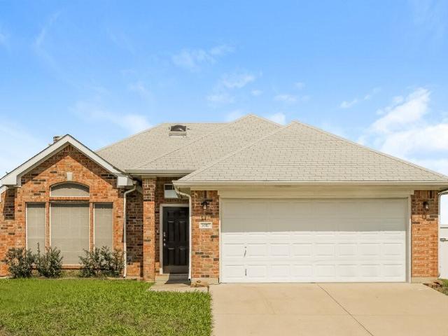 3 Bedroom Home for Rent at 5017 Eastcreek Dr, Arlington, TX 76018