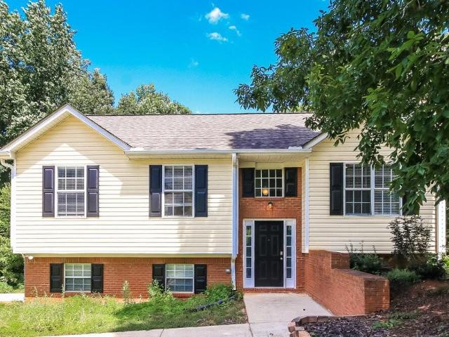 3 Bedroom Home for Rent at 505 Brewer Dr, Locust Grove, GA 30248