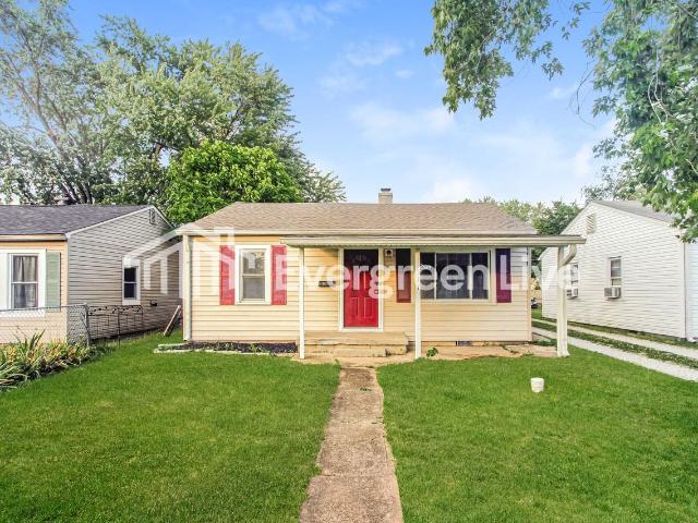 3 Bedroom Home for Rent at 511 S Graham Ave, Indianapolis, IN 46219 Irvington