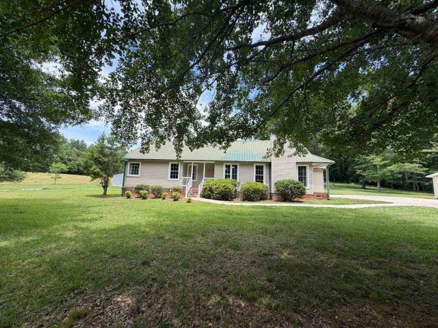 3 Bedroom Home for Rent at 5126 Hickory Grove Rd, Hickory Grove, SC 29717