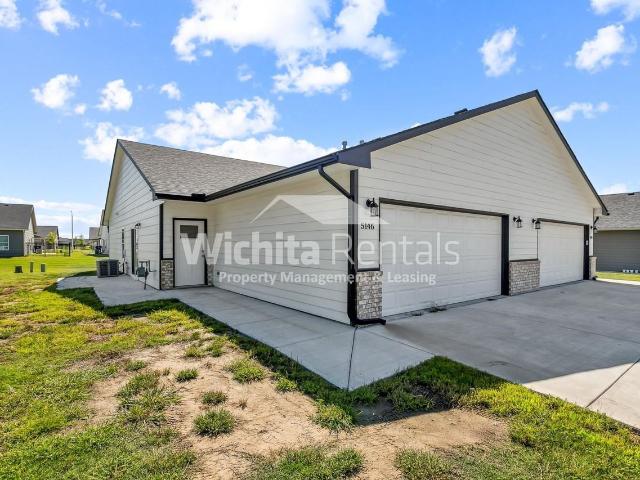 3 Bedroom Home for Rent at 5146 N Honeylocust St, Bel Aire, KS 67226