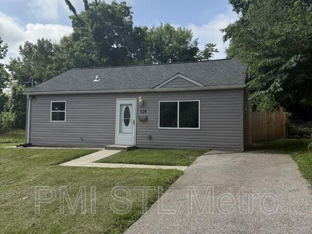 3 Bedroom Home for Rent at 528 Royal Ave, Ferguson, MO 63135 Ferguson