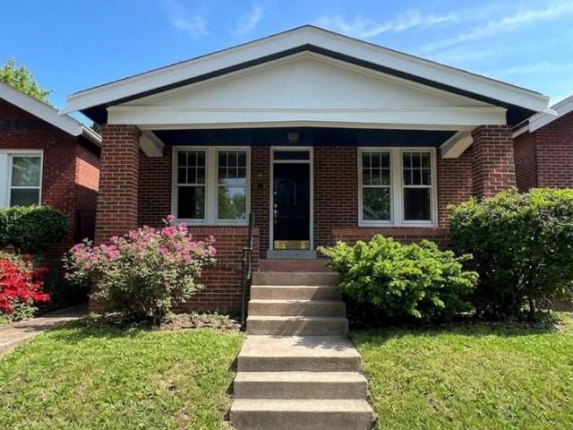 3 Bedroom Home for Rent at 5338 Claxton Ave #33, St. Louis, MO 63120 Mark Twain