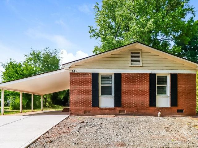 3 Bedroom Home for Rent at 5401 Snow White Ln, Charlotte, NC 28213 Hidden Valley