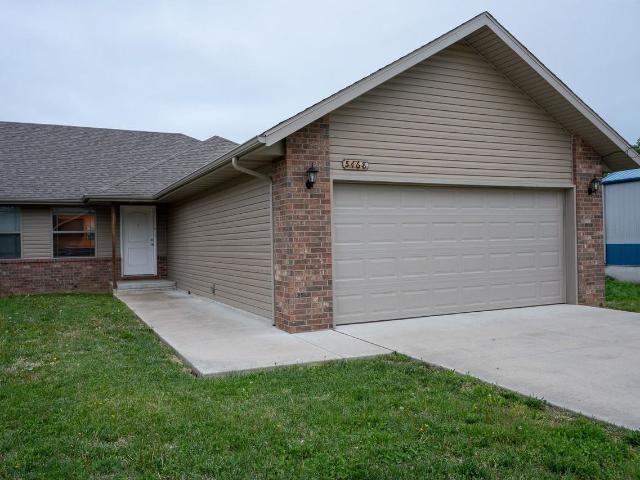 3 Bedroom Home for Rent at 5468 S Main St, Battlefield, MO 65619