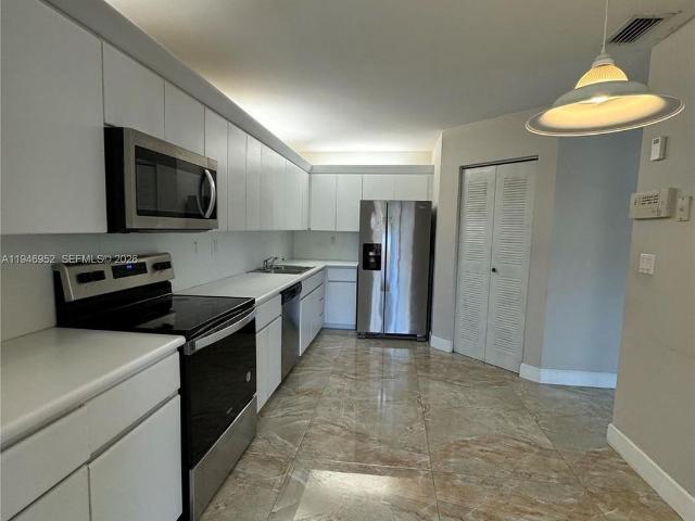 3 Bedroom Home for Rent at 549 Racquet Club Rd, Weston, FL 33326 Bonaventure