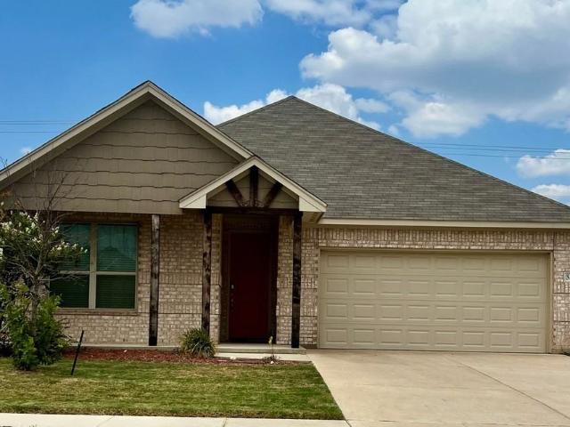 3 Bedroom Home for Rent at 5512 Mclanahan Ln, Crowley, TX 76036