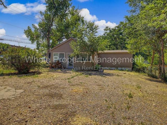 3 Bedroom Home for Rent at 5605 W 17th Ave, Lakewood, CO 80214 Edgewood