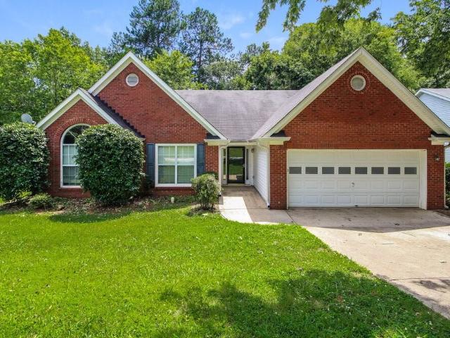 3 Bedroom Home for Rent at 5729 Lakeview Cir, Lithonia, GA 30058