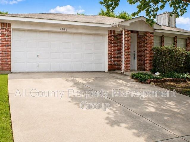 3 Bedroom Home for Rent at 5808 Matt St, Fort Worth, TX 76179