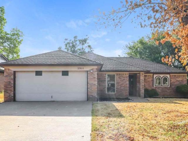 3 Bedroom Home for Rent at 5911 Woodsetter Ln, Arlington, TX 76017