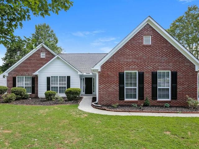 3 Bedroom Home for Rent at 5912 Sycamore Ridge Dr, Sugar Hill, GA 30518