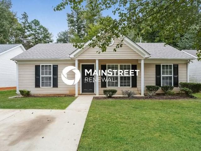 3 Bedroom Home for Rent at 5932 Hamilton Oaks Dr, Charlotte, NC 28216 Hamilton Circle