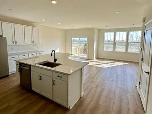 3 Bedroom Home for Rent at 5951 Hawkweed Dr #5951, Naperville, IL 60564 South Pointe