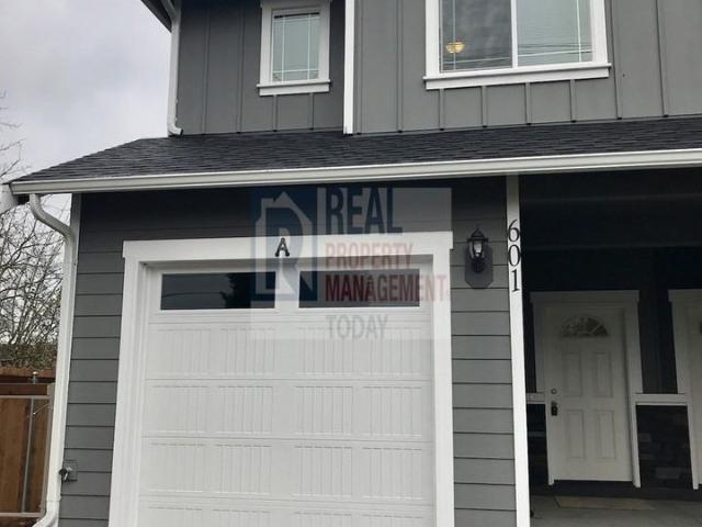3 Bedroom Home for Rent at 601 5th St Sw #A, Puyallup, WA 98371