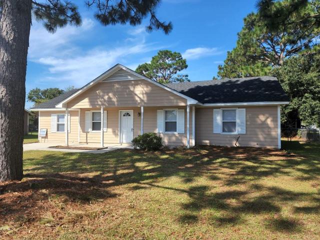 3 Bedroom Home for Rent at 602 Sand Ridge Rd, Hubert, NC 28539